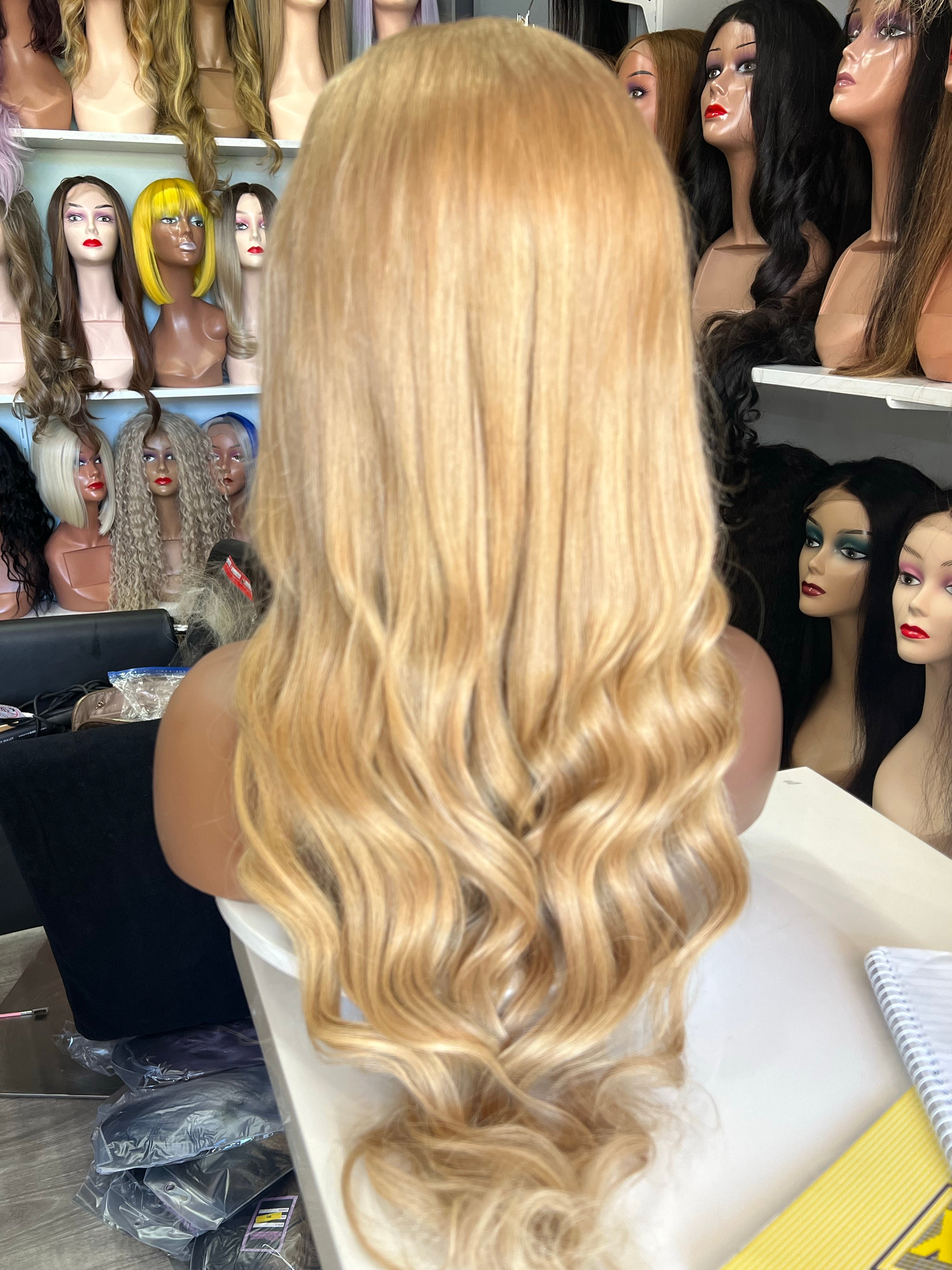 Lorena 22 – All About Braids and Hair Extensions
