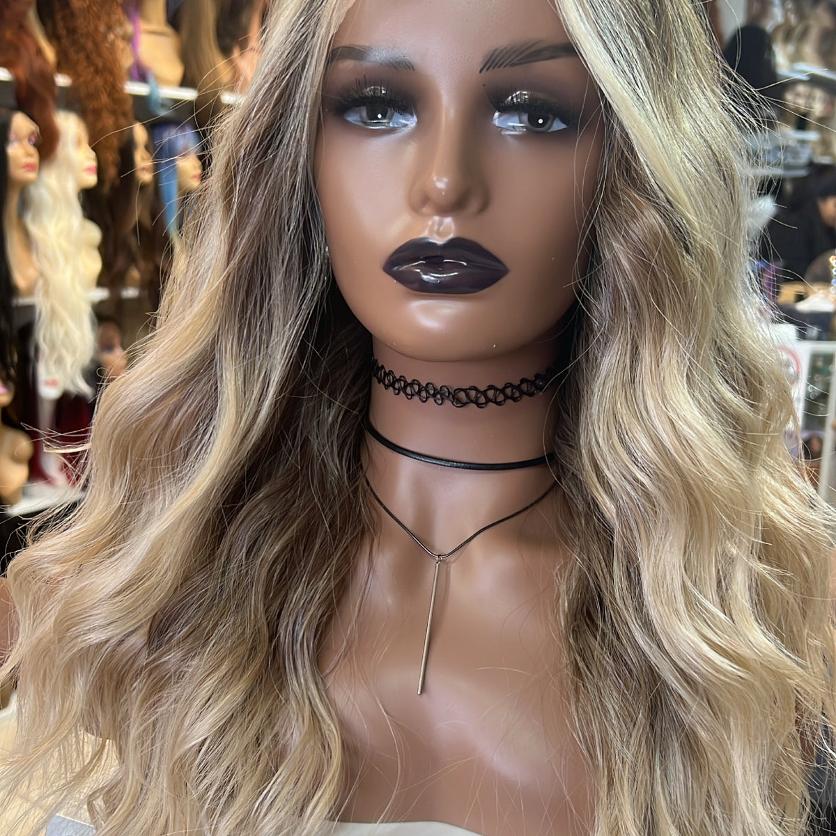 Dark root Jennifer – All About Braids and Hair Extensions