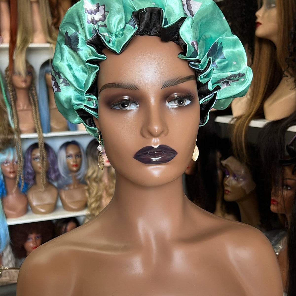 Christmas Bonnets – All About Braids and Hair Extensions